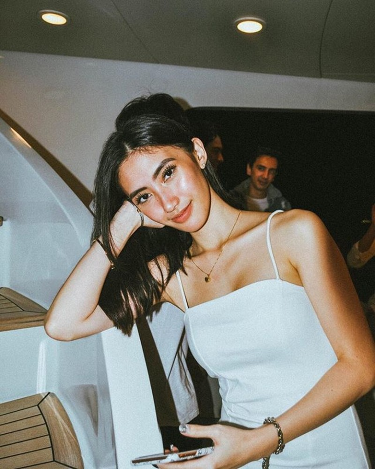 Angelica Jane Yap Backstab Sachzna Laparan Goes Viral - AttractTour