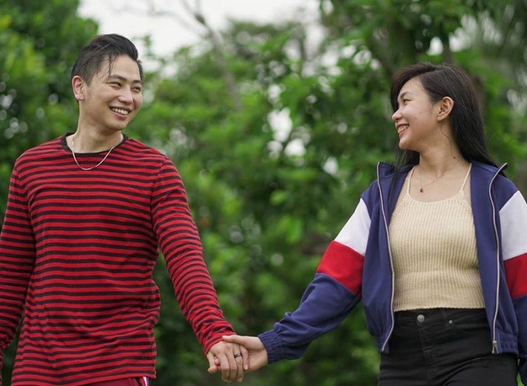 WATCH: Netizens React to the Rumored Break up after Vlogger Agassi ...